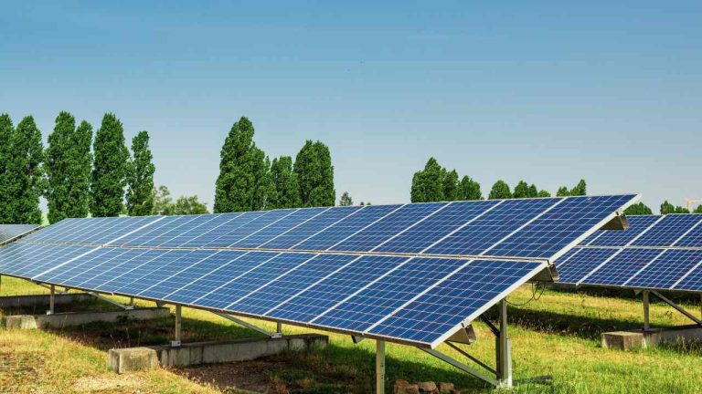 What Are Ground Mounted Solar Panels in Ireland?