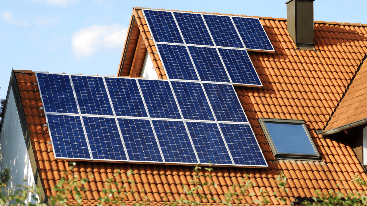 Preparing Your Roof for Solar Panels: Homeowners Checklist